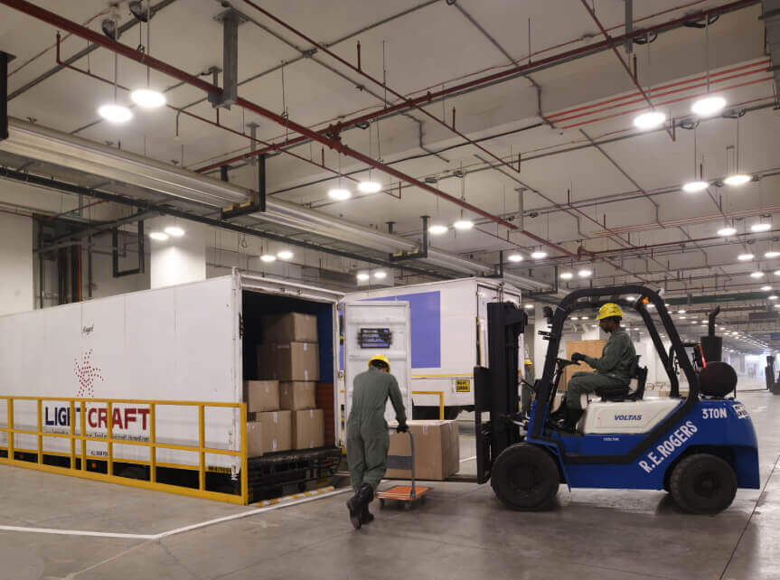 Logistic Management - Loading and Unloading Services | Jio World Centre